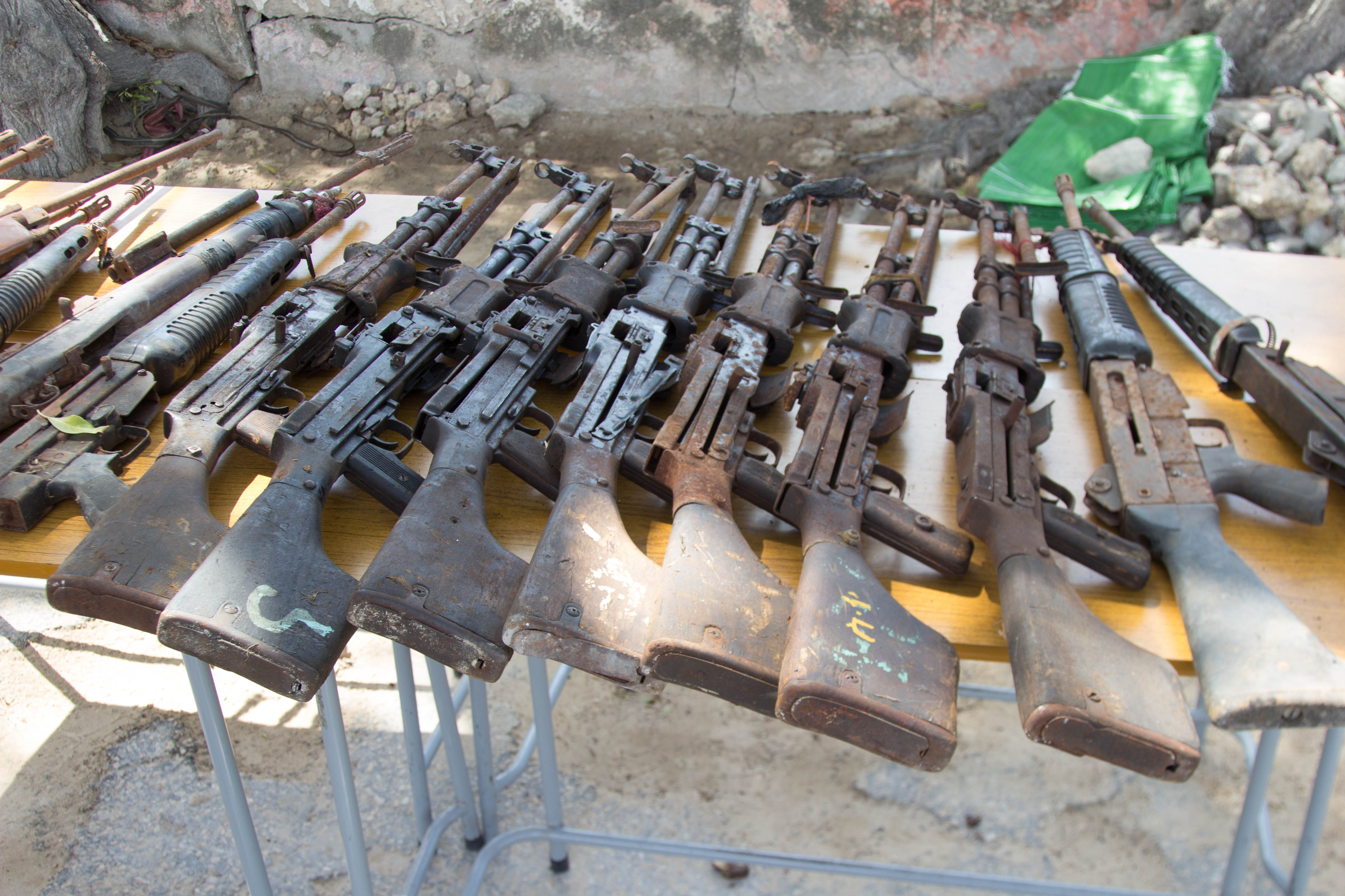 UNMAS conducts weapons cutting training for Somali Police Force | UNMAS